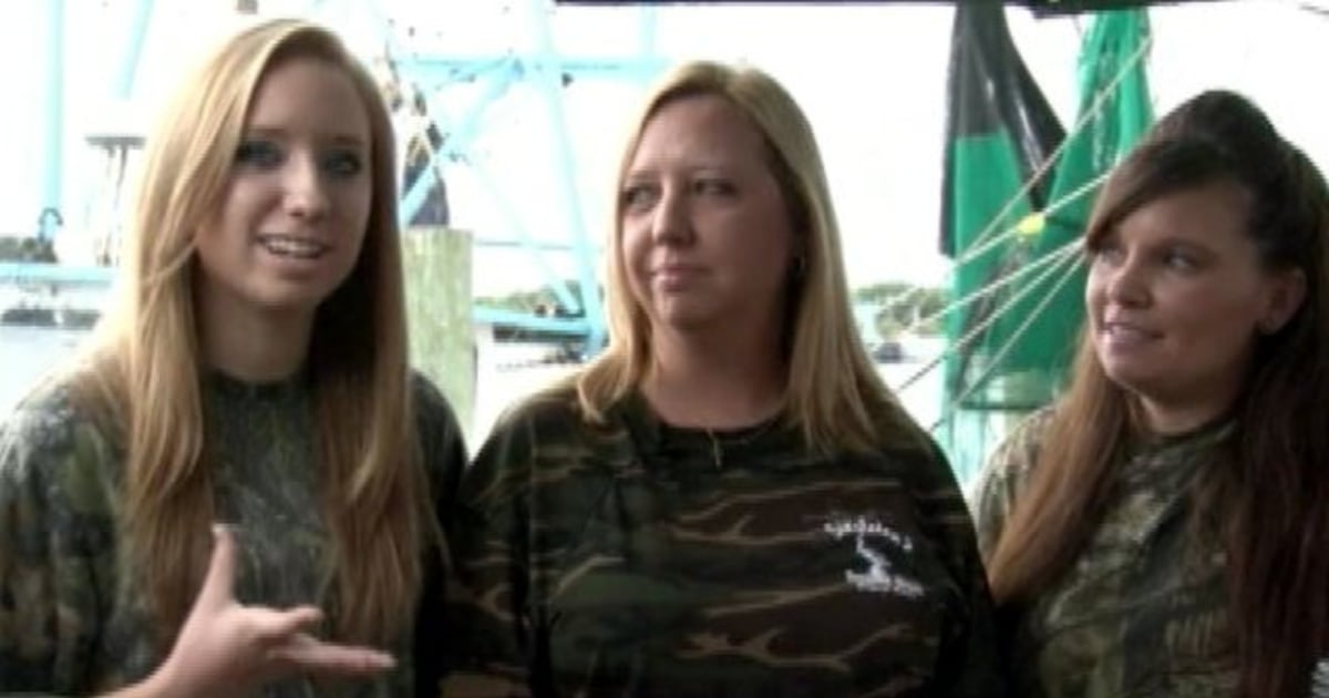 'Gator Girls' trio try to change stereotype