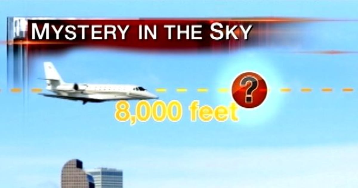 Mysterious object nearly downs plane over Denver