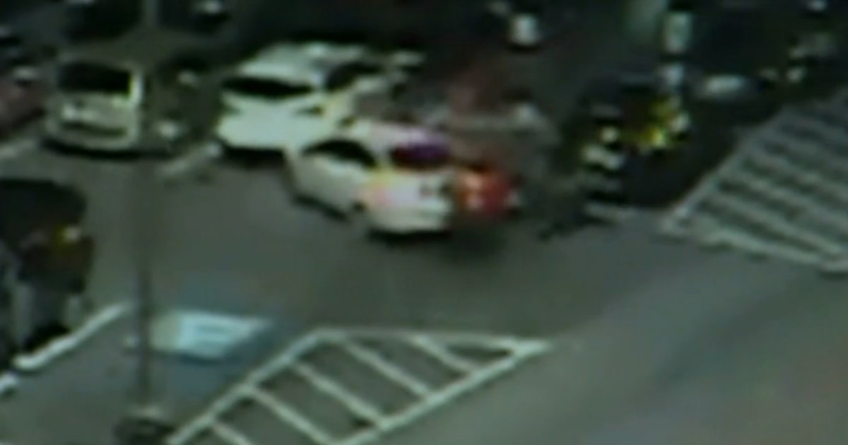 Shoplifters Strike Stroller While Fleeing Store