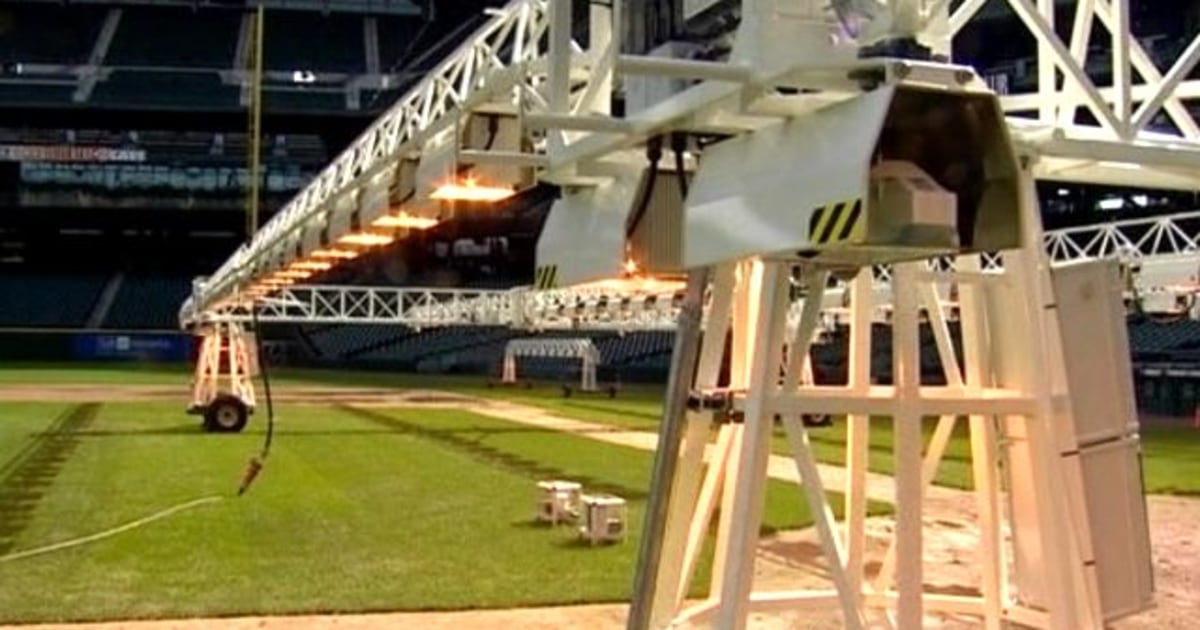 MLB team goes the distance for field turf