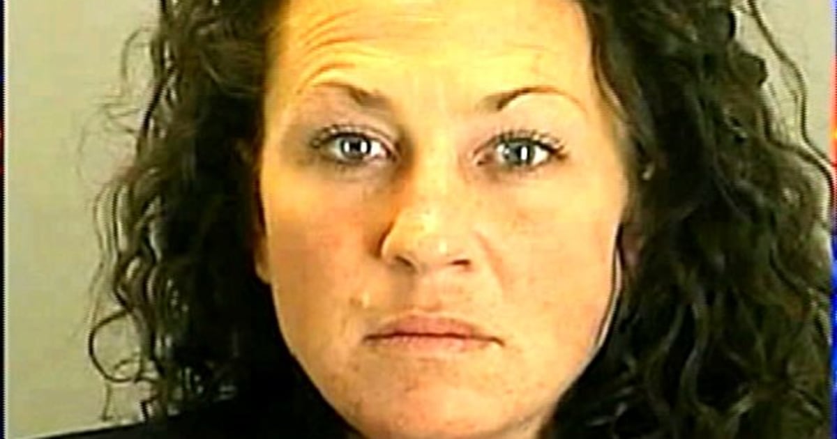 Fake vet allegedly treated pets for a year