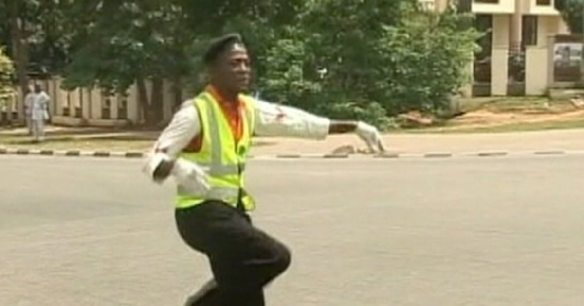 Dancing cop is big hit in city