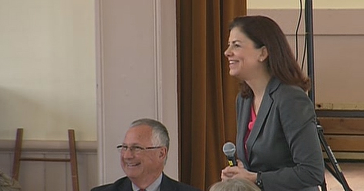 Man applauded for calling Ayotte 'presidential'