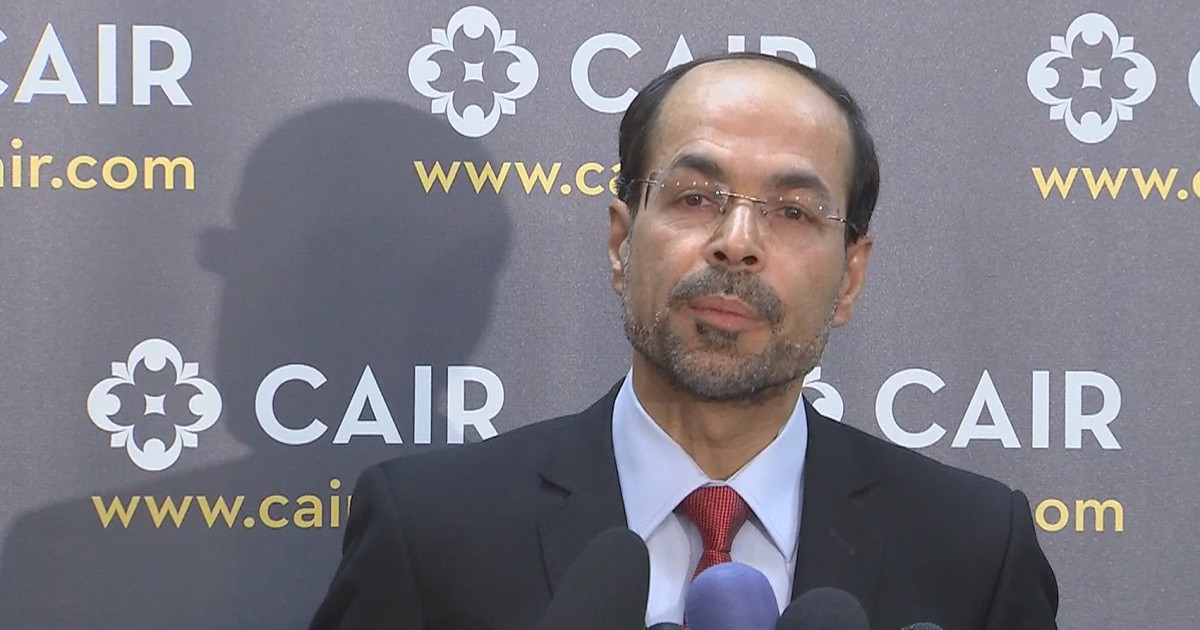 Muslim Group Calls on Carson to Drop Out of 2016 Race