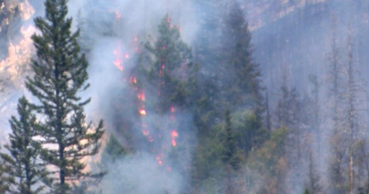 Crews Try to Contain Last Section of Glacier National Park Fire