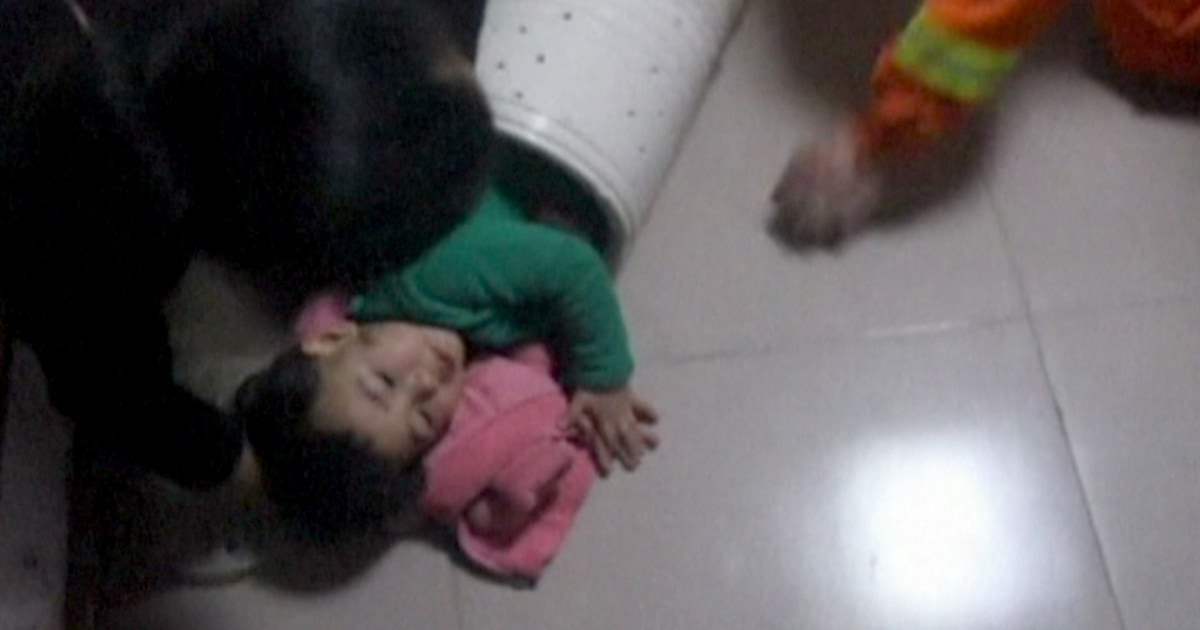 Rescue Crew Frees Girl Stuck in Washing Machine