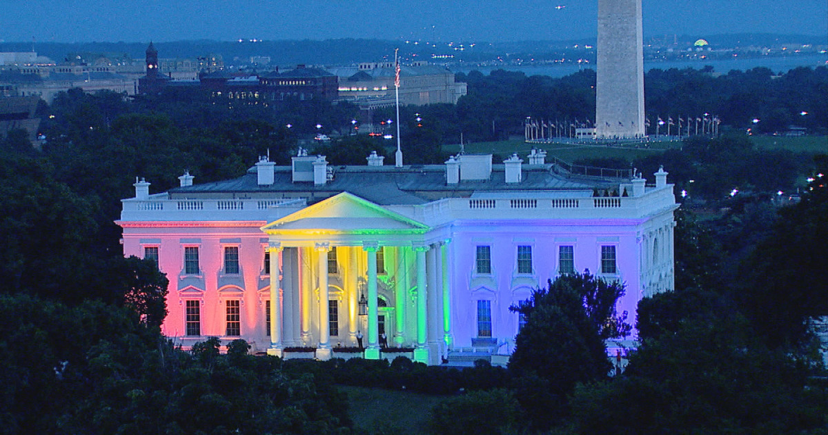 Time-Lapse Video Shows White House Light Up With Rainbow