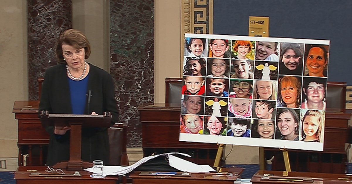 Feinstein: 'It is a time to stand tall,' ban assault weapons