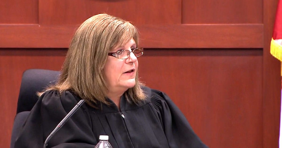 Judge reads instructions to Zimmerman jury