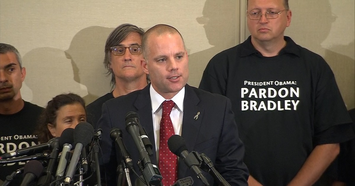Manning attorney: 'The time to end Brad's suffering is now'