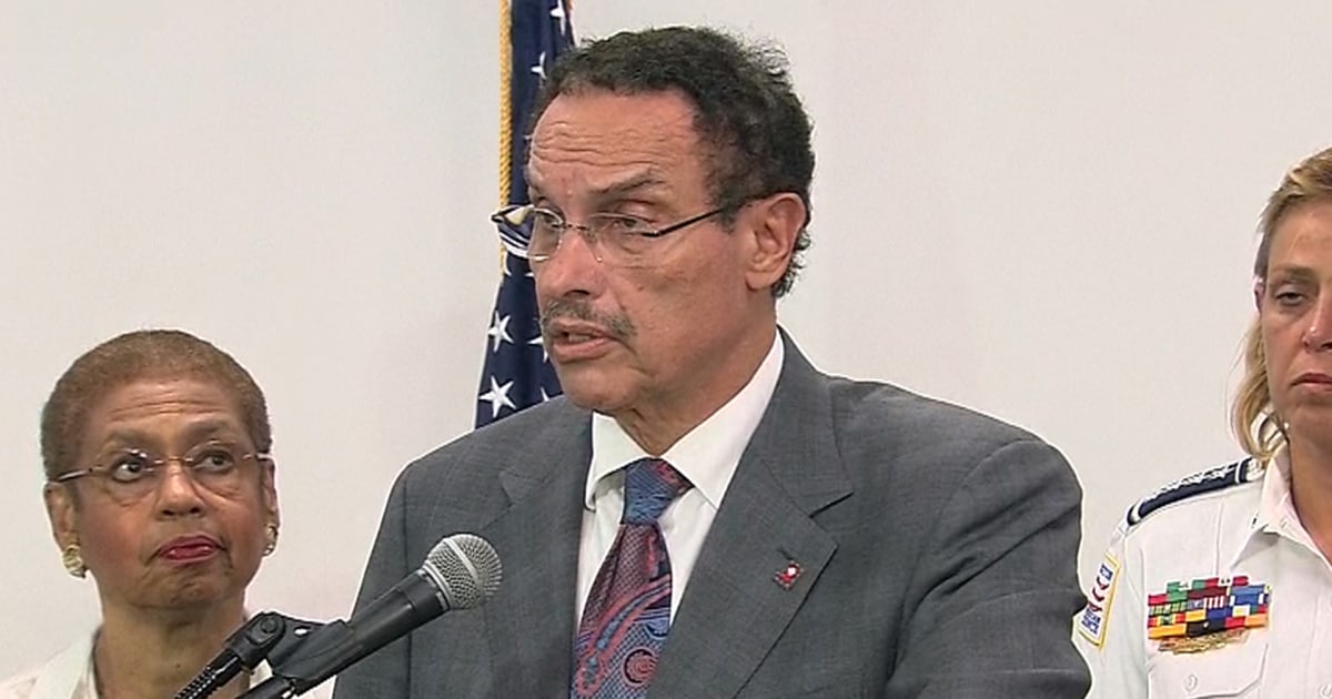 DC mayor Navy Yard shooting suspects