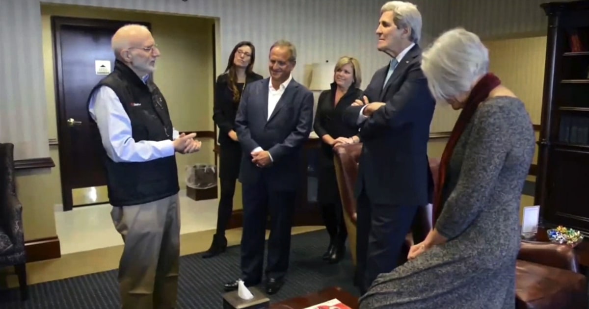 Inside Alan Gross’ Post-Release Meeting With Secretary Kerry