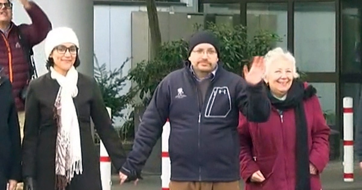 Jason Rezaian Makes First Appearance Since Release