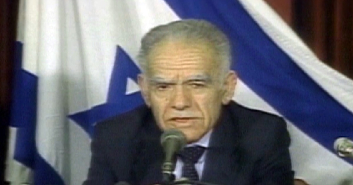 Israel’s Shamir dies at 96