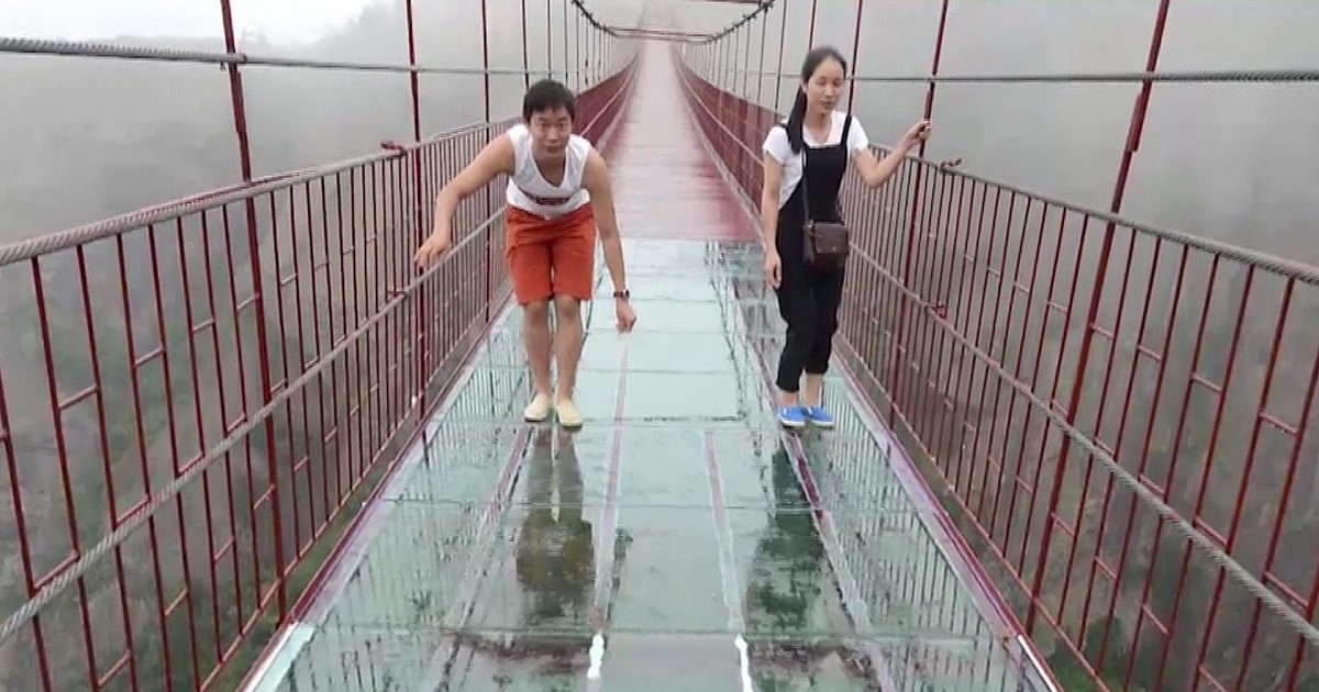 China's Glass-Bottomed Bridge the Scariest Ever?