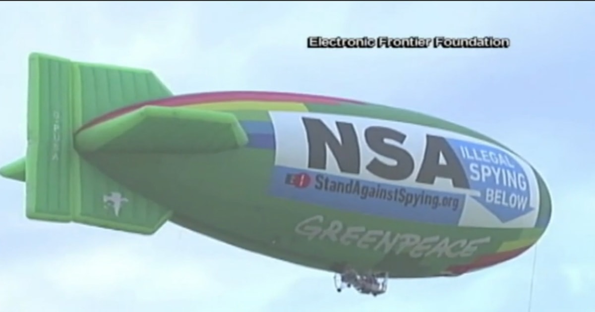 ‘Illegal Spying Below’ Activists Fly Anti-NSA Blimp