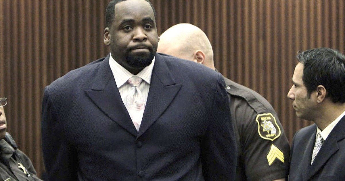 Former Detroit mayor sentenced to 28 years in prison