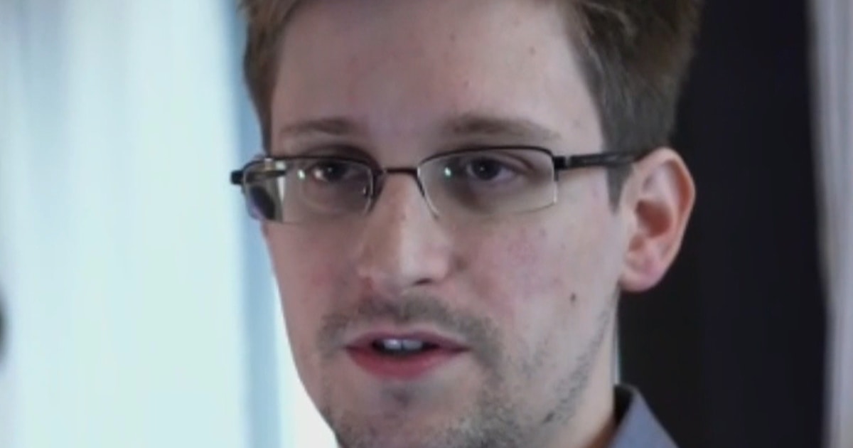 Snowden still grounded in Moscow