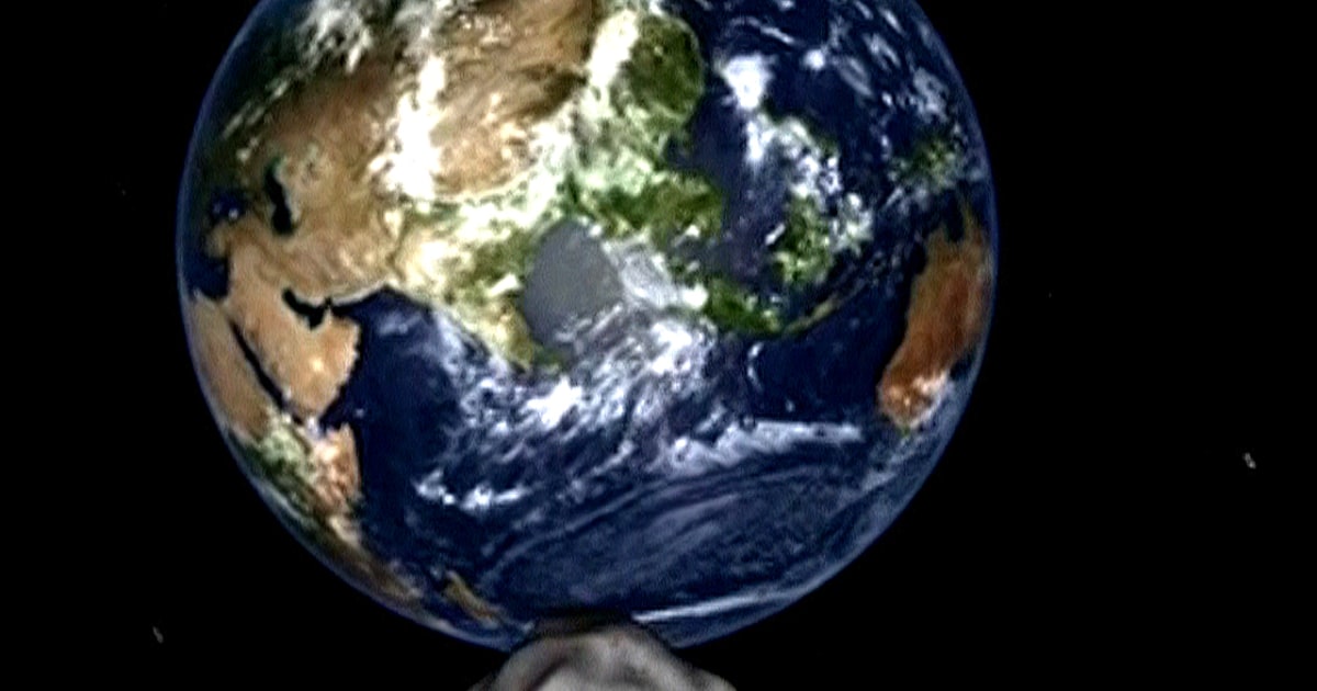 Meteor to pass 17,000 miles above Earth