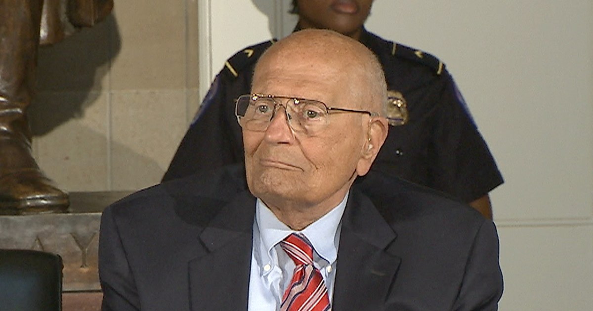 Leaders honor Dingell’s distinguished career