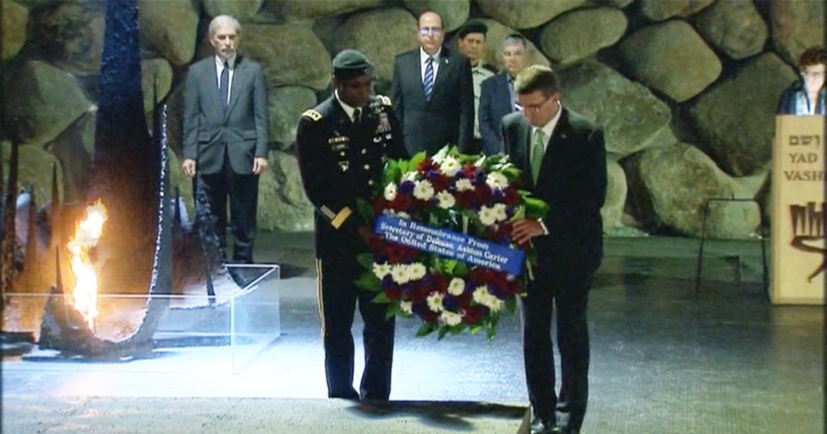 Ashton Carter Pays Respect At Holocaust Memorial Museum