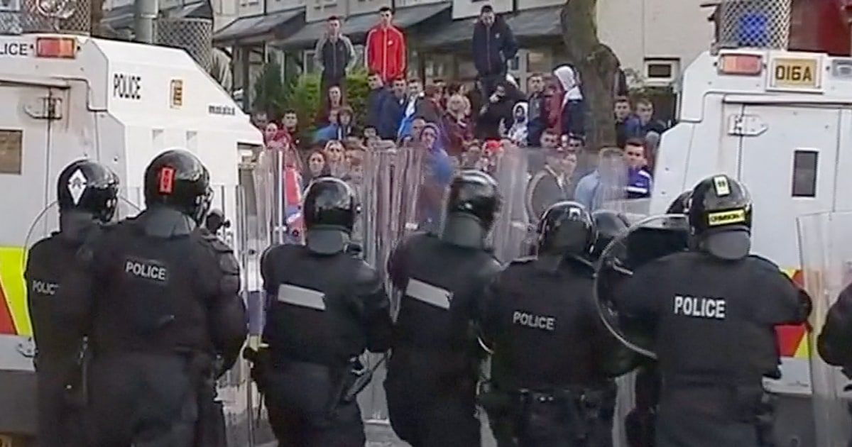 Police Injured In Belfast Riot