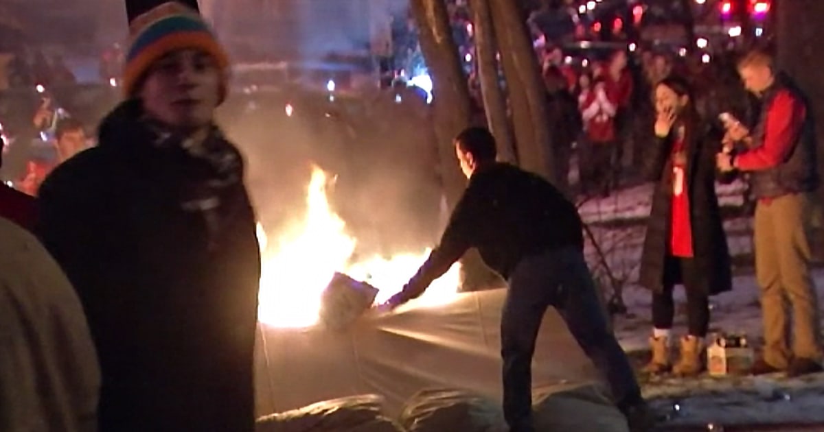 Buckeyes Fans in Columbus Celebrate Ohio State National Title