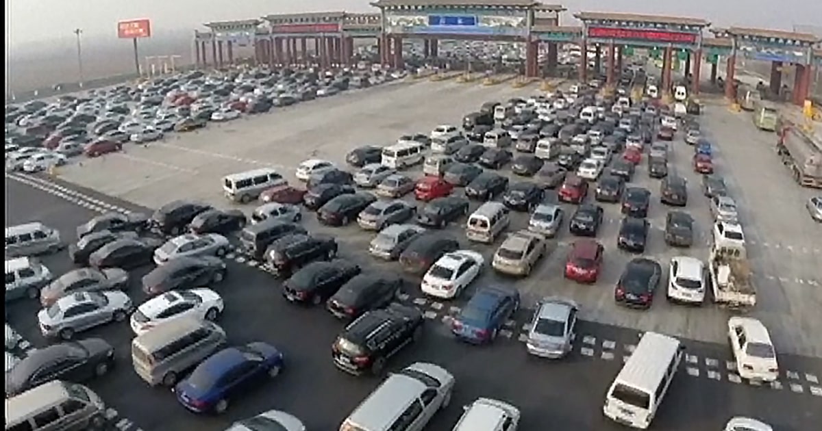 China's Expressways Snarl-Up in the Great Back-to-Work