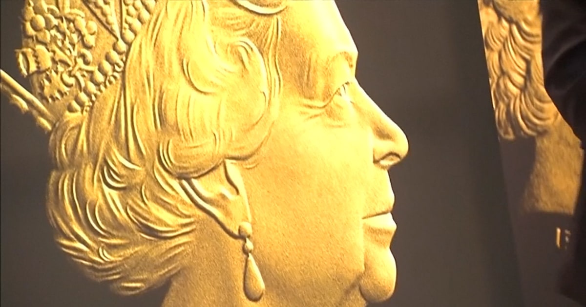 New Portrait of Queen Elizabeth Unveiled for Britain's Coins