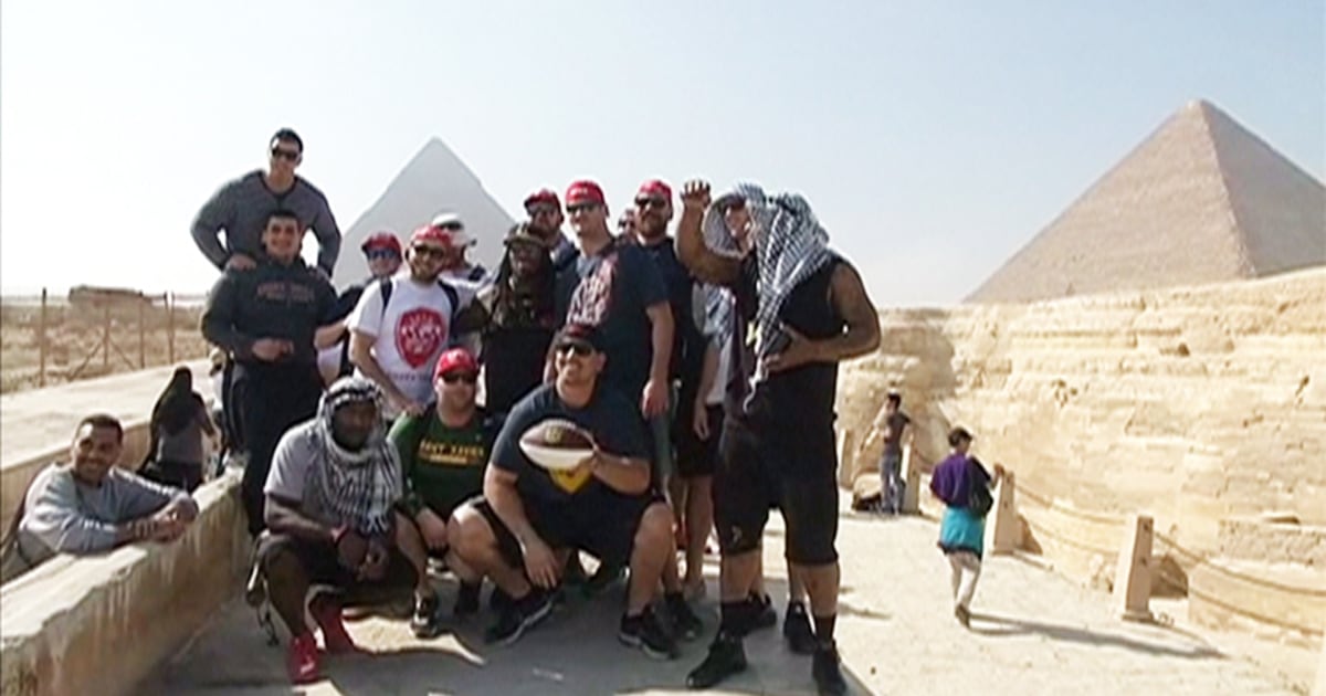 NFL Players Tour Pyramids of Giza