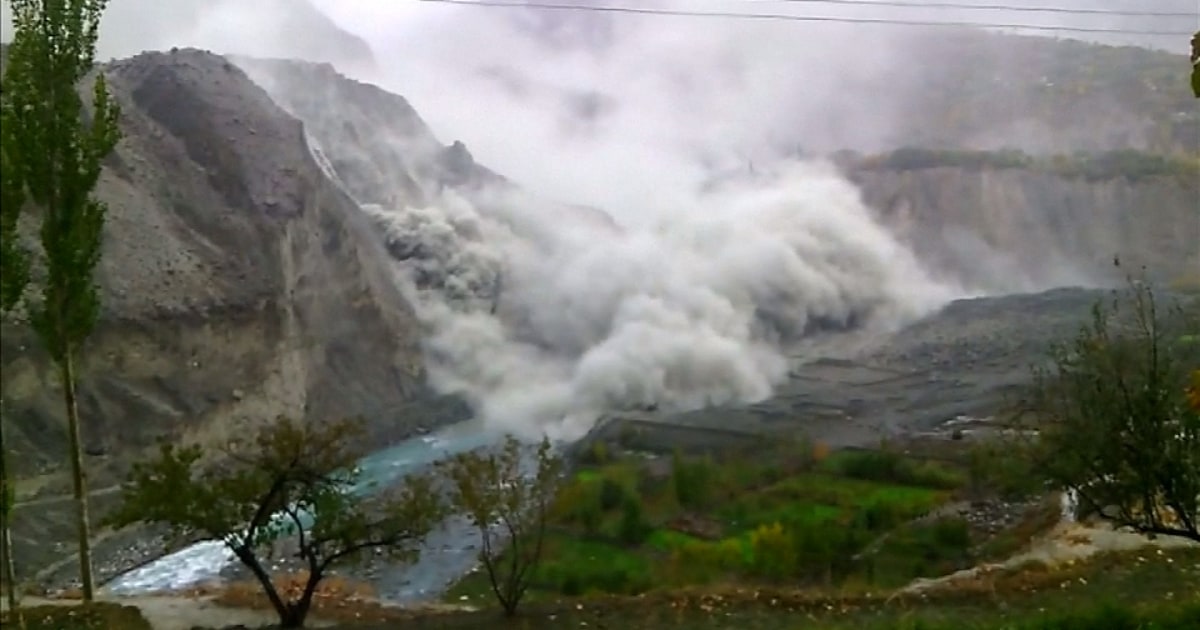 Watch Time-Lapse Video of Dramatic Landslide During Afghan Quake