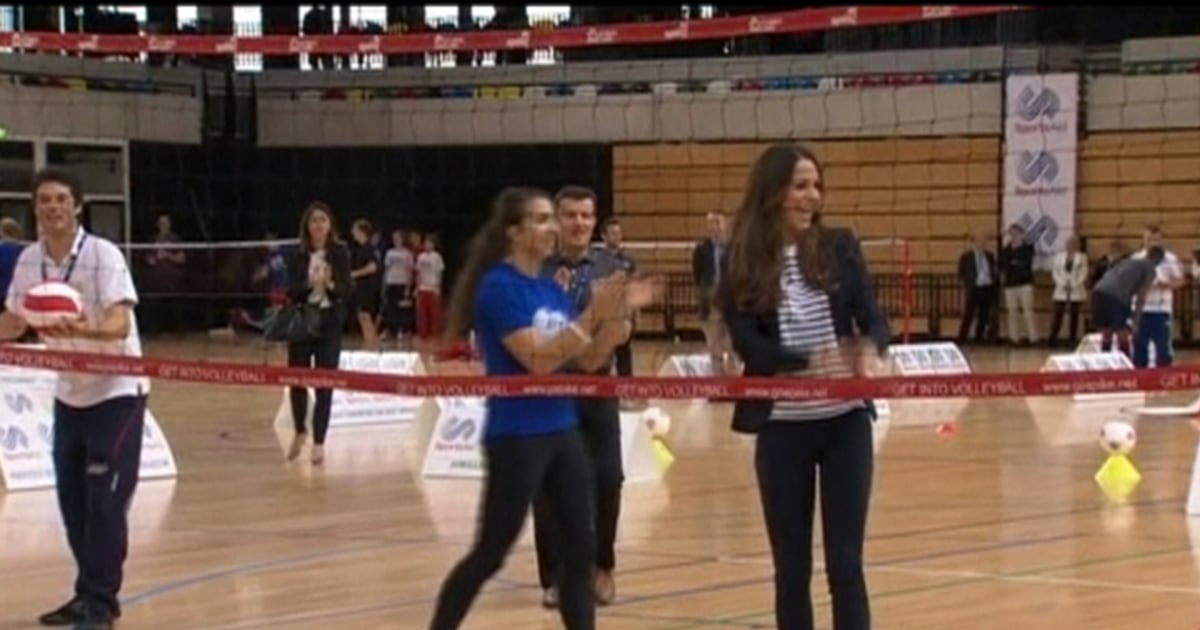 Kate Middleton plays volleyball in first solo appearance since baby