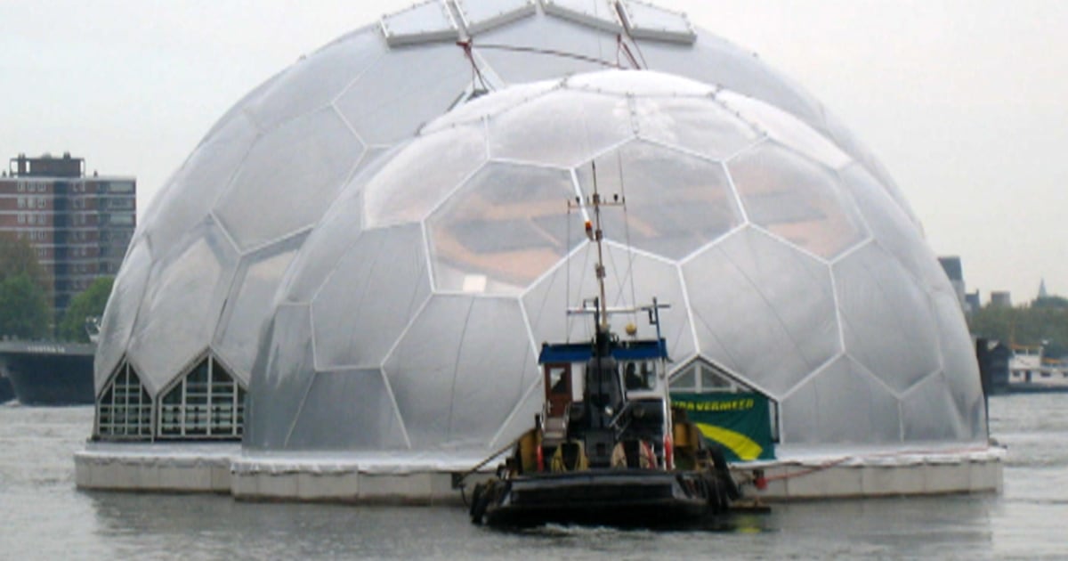 See how Dutch town protects itself from climate change