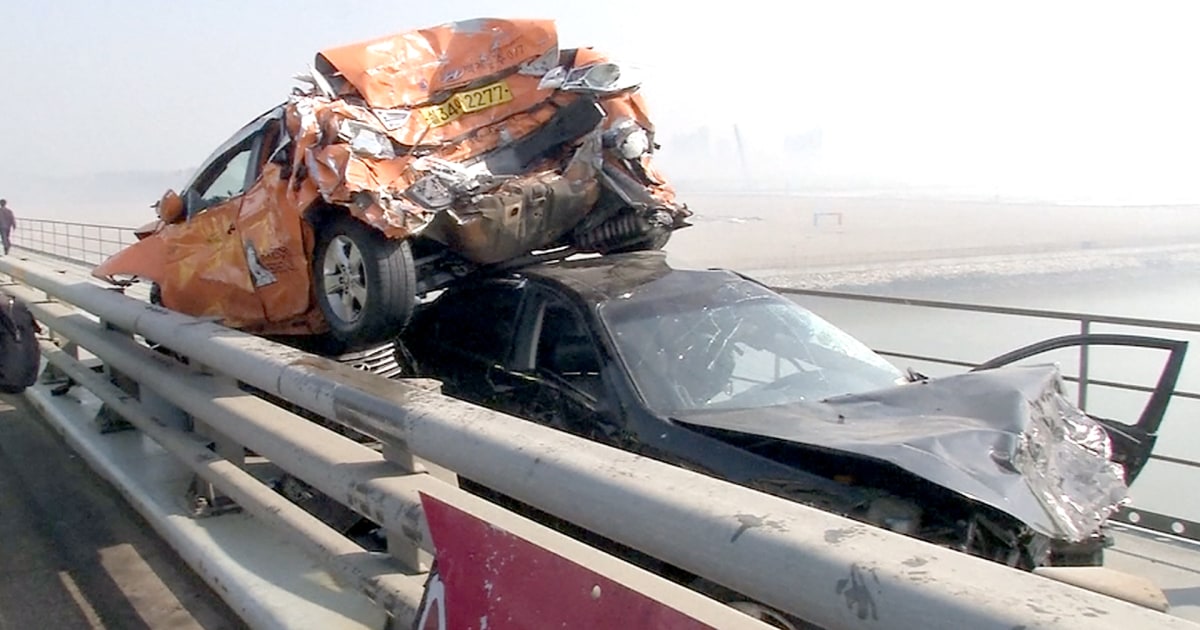 At Least Two People Killed in 100-Car Pile Up