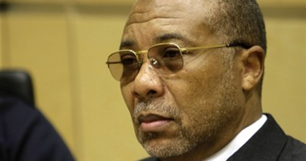 Taylor concealed banned weapons, ex-aide says