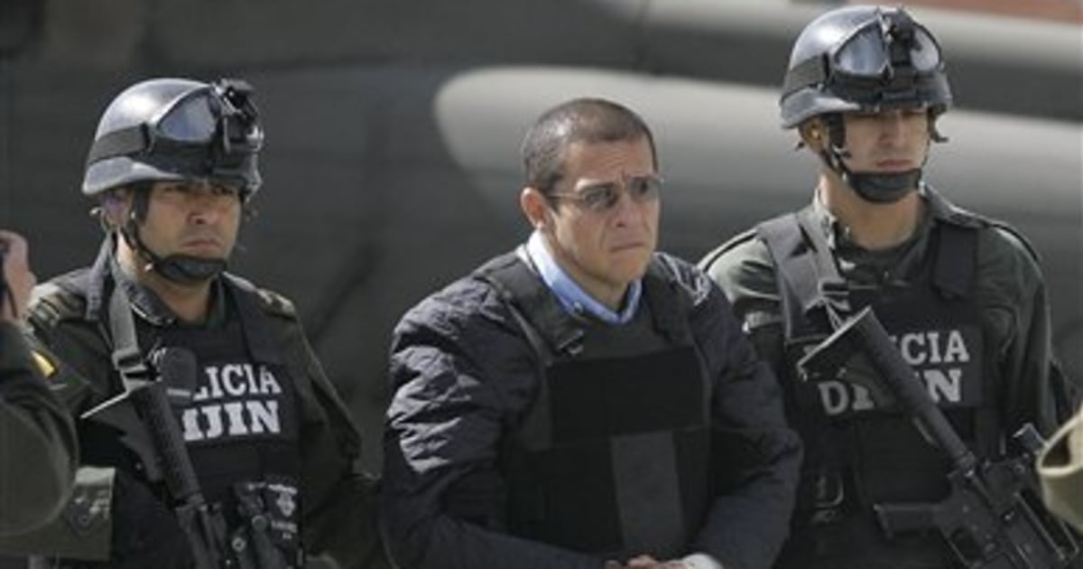Colombia extradites reputed drug lord to U.S.