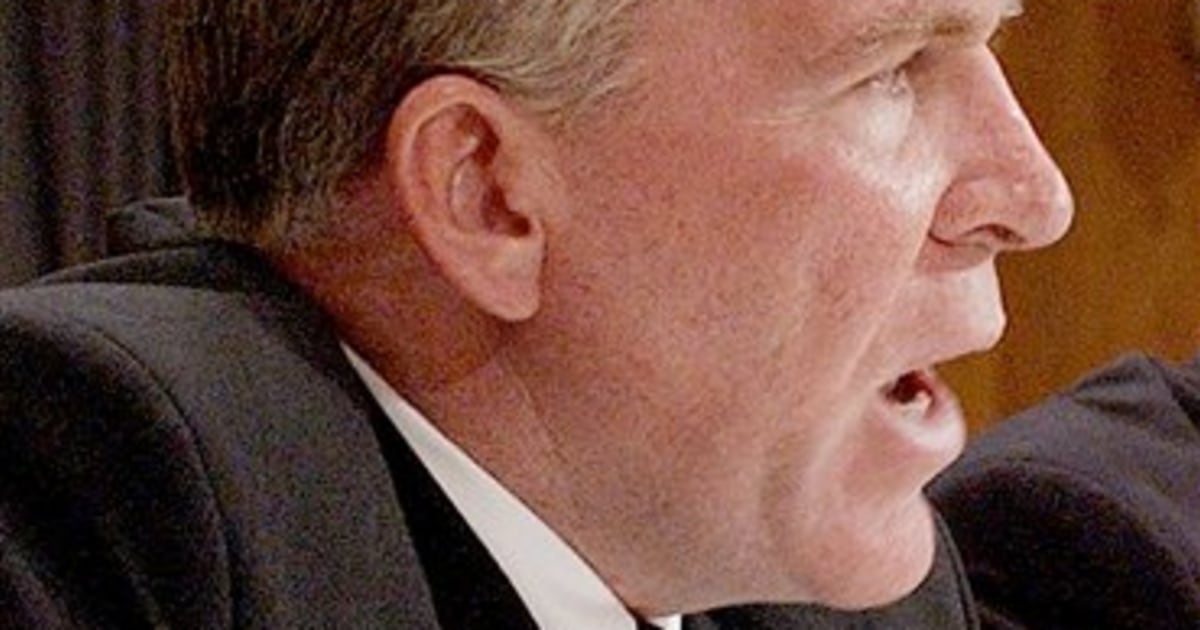 Potential CIA chief cites critics in ending bid