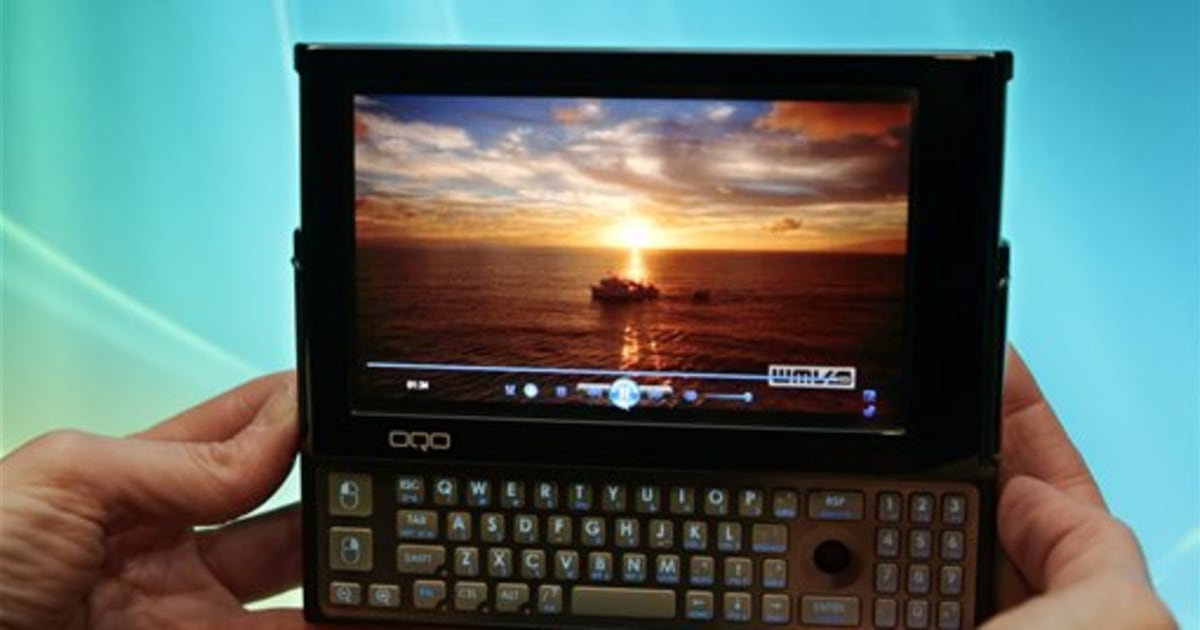 Tiny handheld PC first with organic LED screen