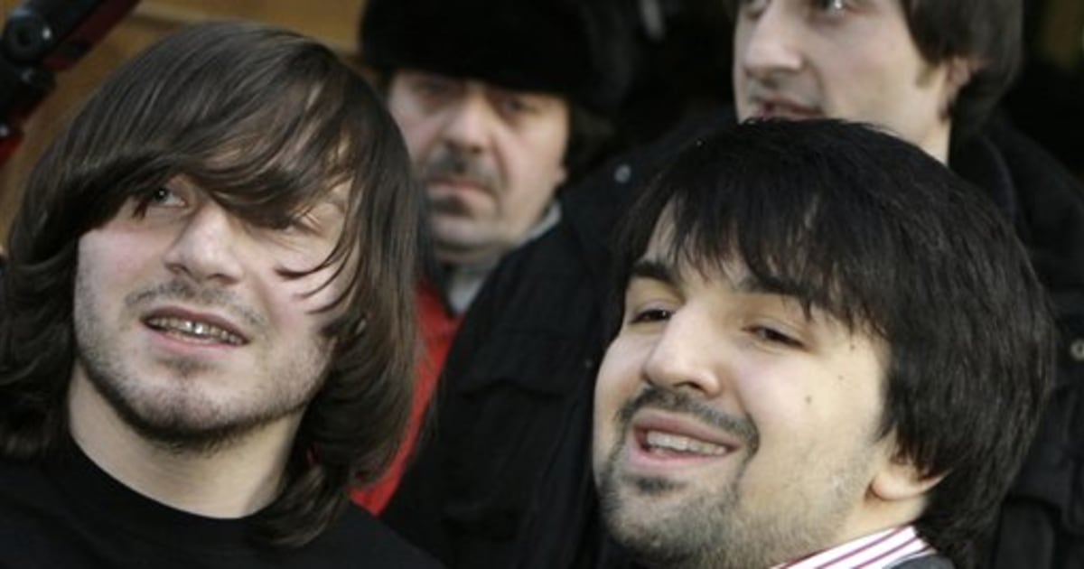 Russian jury acquits men in journalist's murder