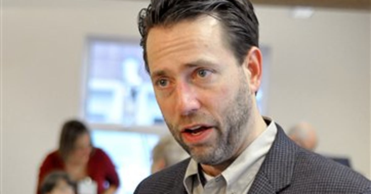 Alaska's Miller waits to see if write-in challenge adds up