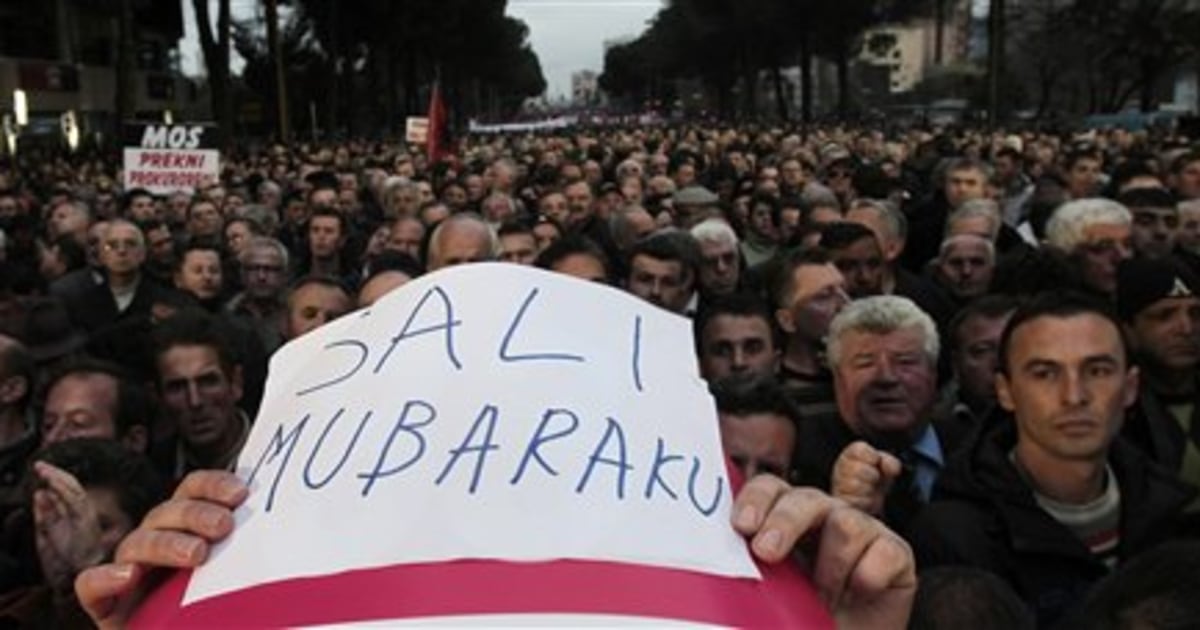 Albanians hold new anti-government protest