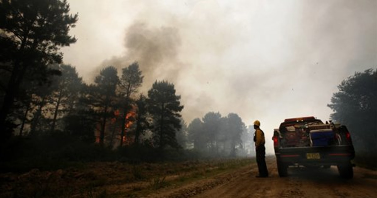 N.C. wildfire triggers state of emergency