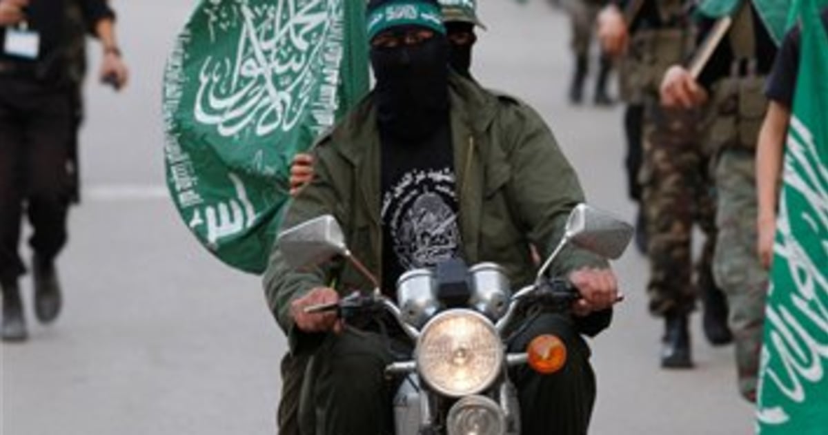 Hamas leaders reach out to West