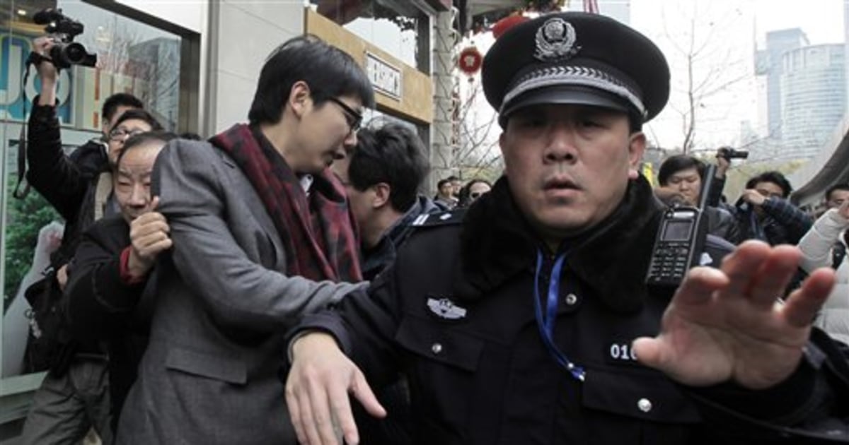 Jittery Chinese authorities try to stamp out 'Jasmine Revolution'