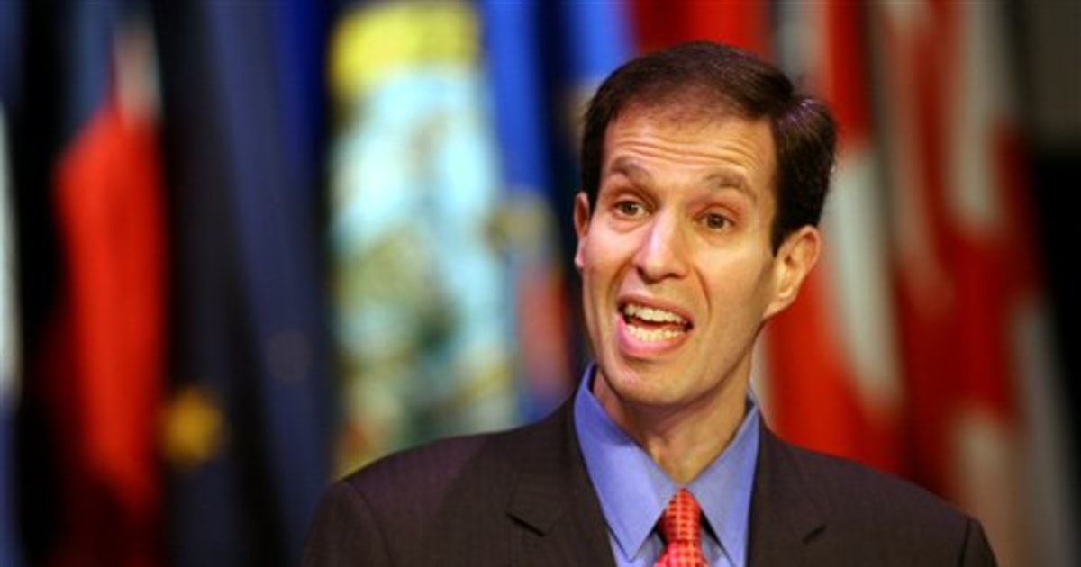 GOP chair urges party to refocus on core