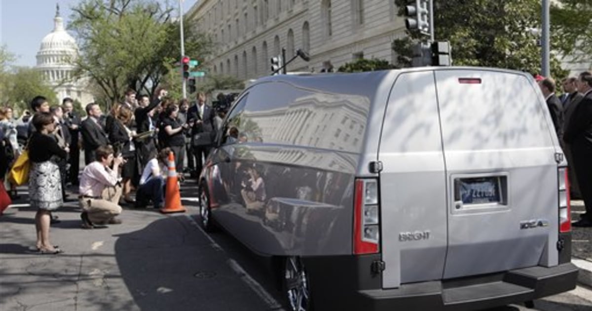Company unveils 100-mpg hybrid truck