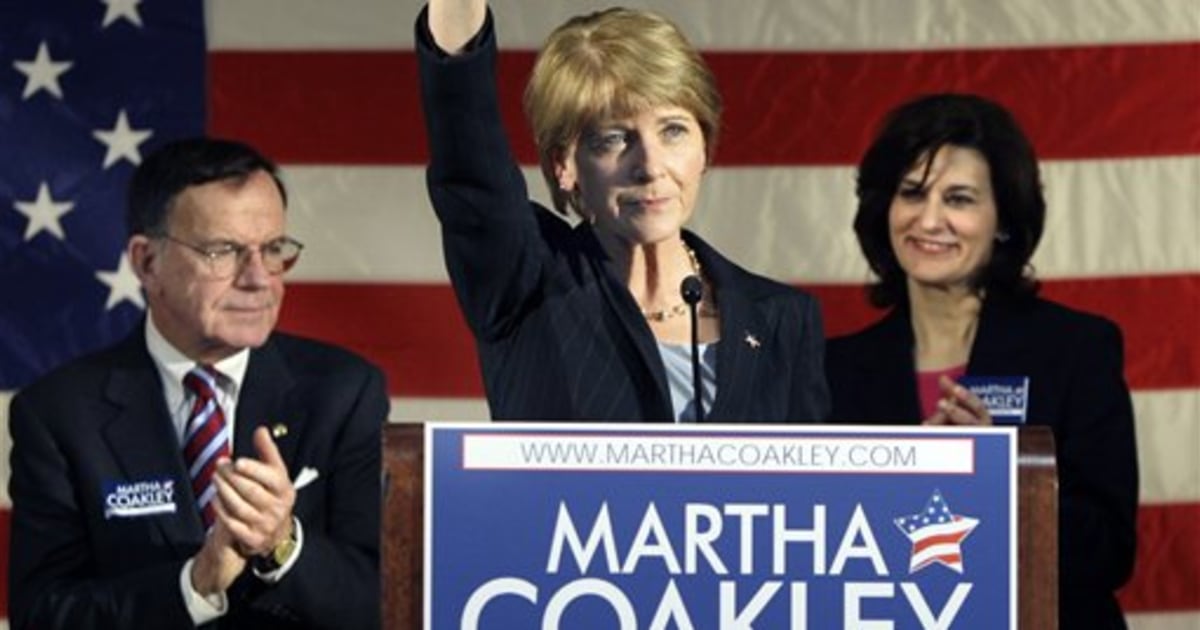 Vicki Kennedy backs Coakley in Senate race