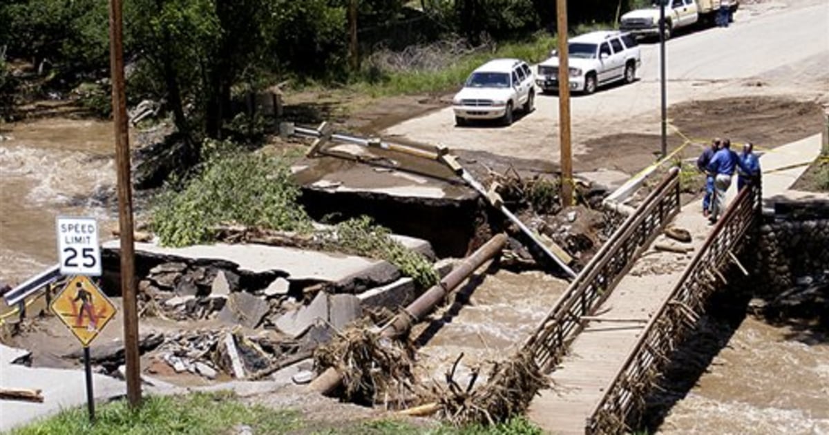 Dozens still await rescue after weekend flood