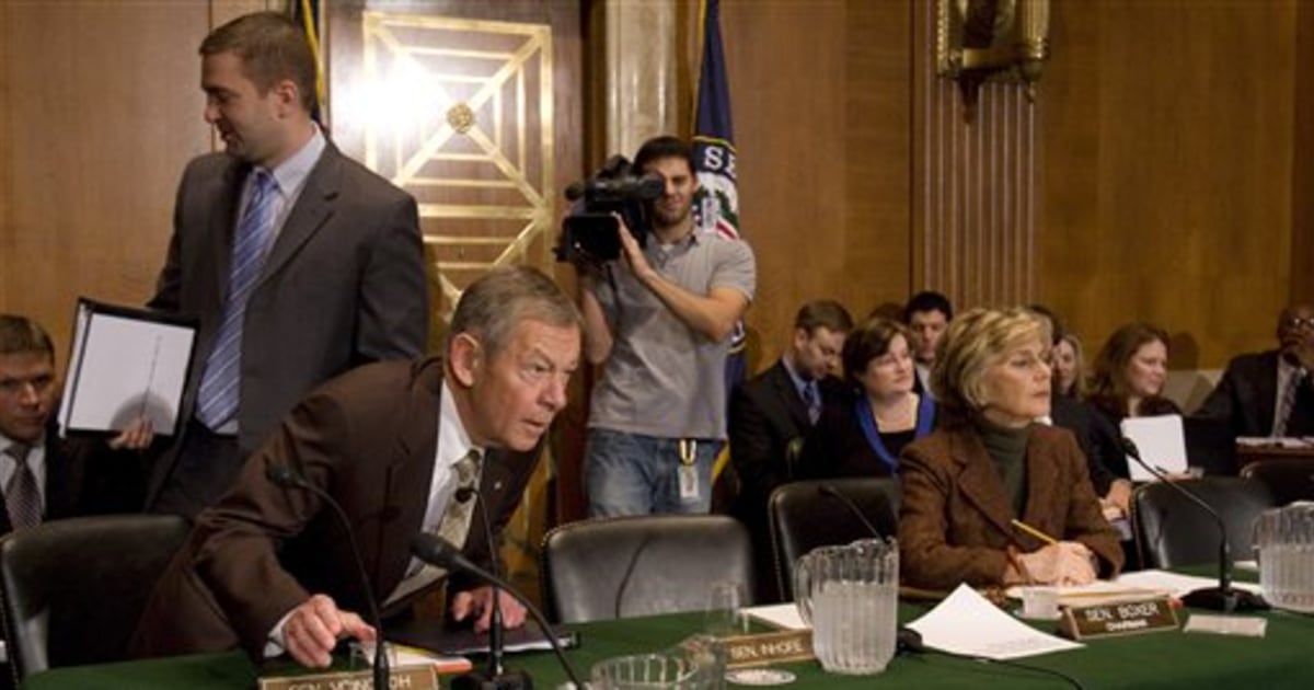 GOP senators boycott climate bill discussion