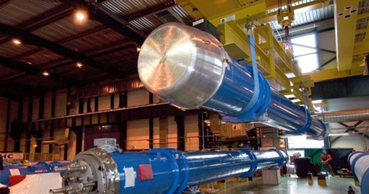 Biggest particle collider a step closer